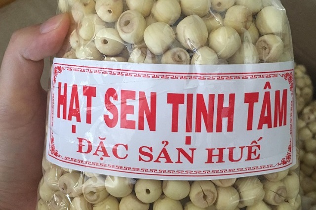 Hạt sen tươi tịnh tâm huế giá 180k/kg thơm ngon